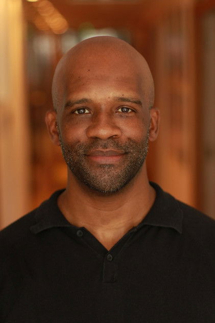 Meet the Cast of A Christmas Prince - Find Actors and...