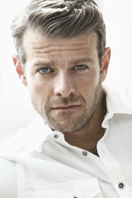 Cast of 100 Degrees Below Zero Movie - Full List of Actors