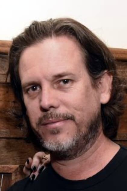 Alpha Dog Cast: See Who Stars in Alpha Dog | Entertainment Website