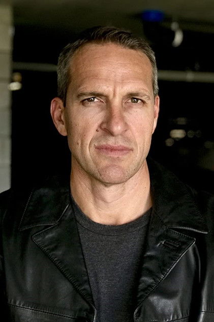 Meet the Cast of Terra Nova | TV Show Info