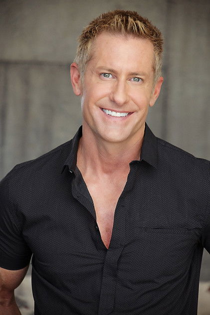 Meet the Cast of Showgirls - Stardust Stage Show