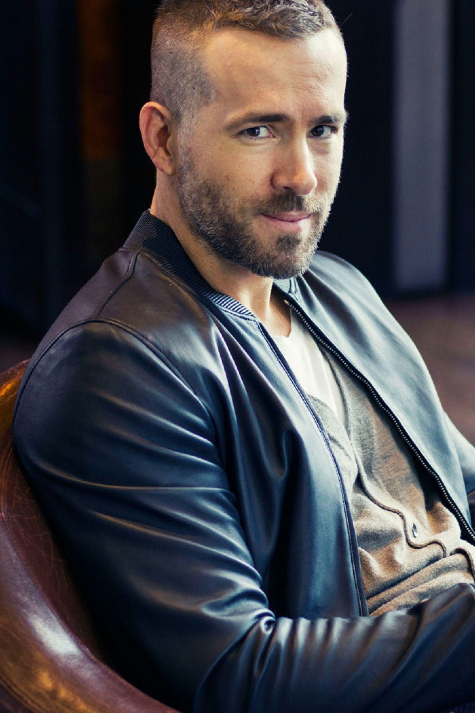 Ryan Reynolds - Profile Images — The Movie Database (TMDb)