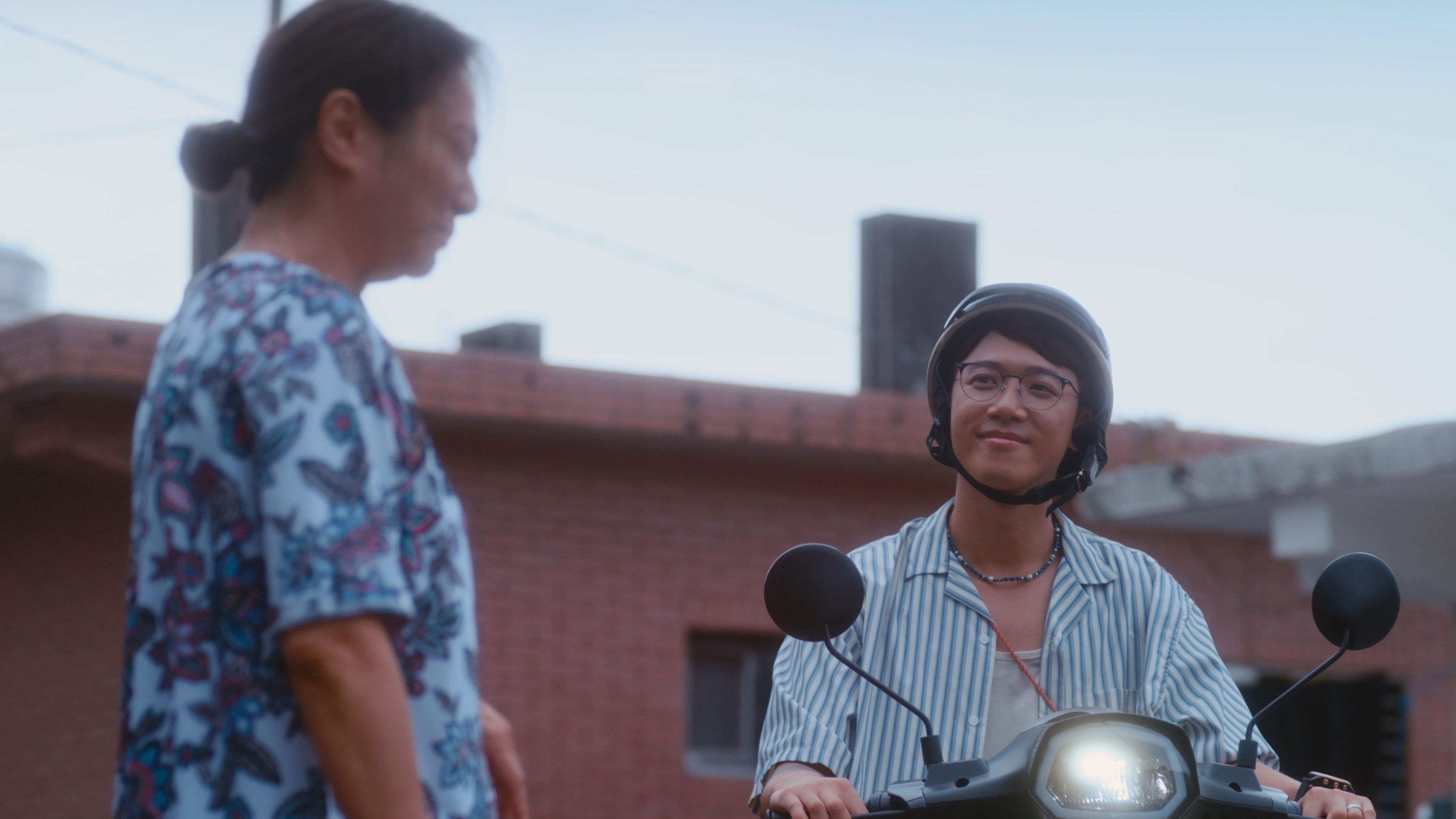 The Floating Generation (2024) - Backdrops — The Movie Database (TMDB)