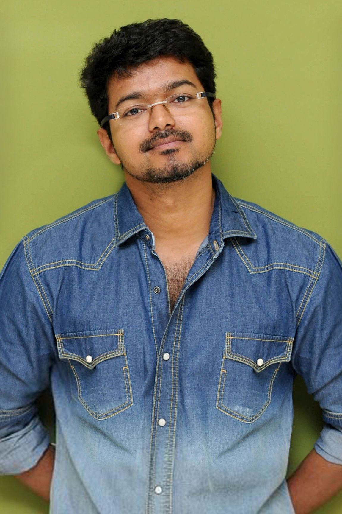 Vijay - Profile Images — The Movie Database (TMDb)