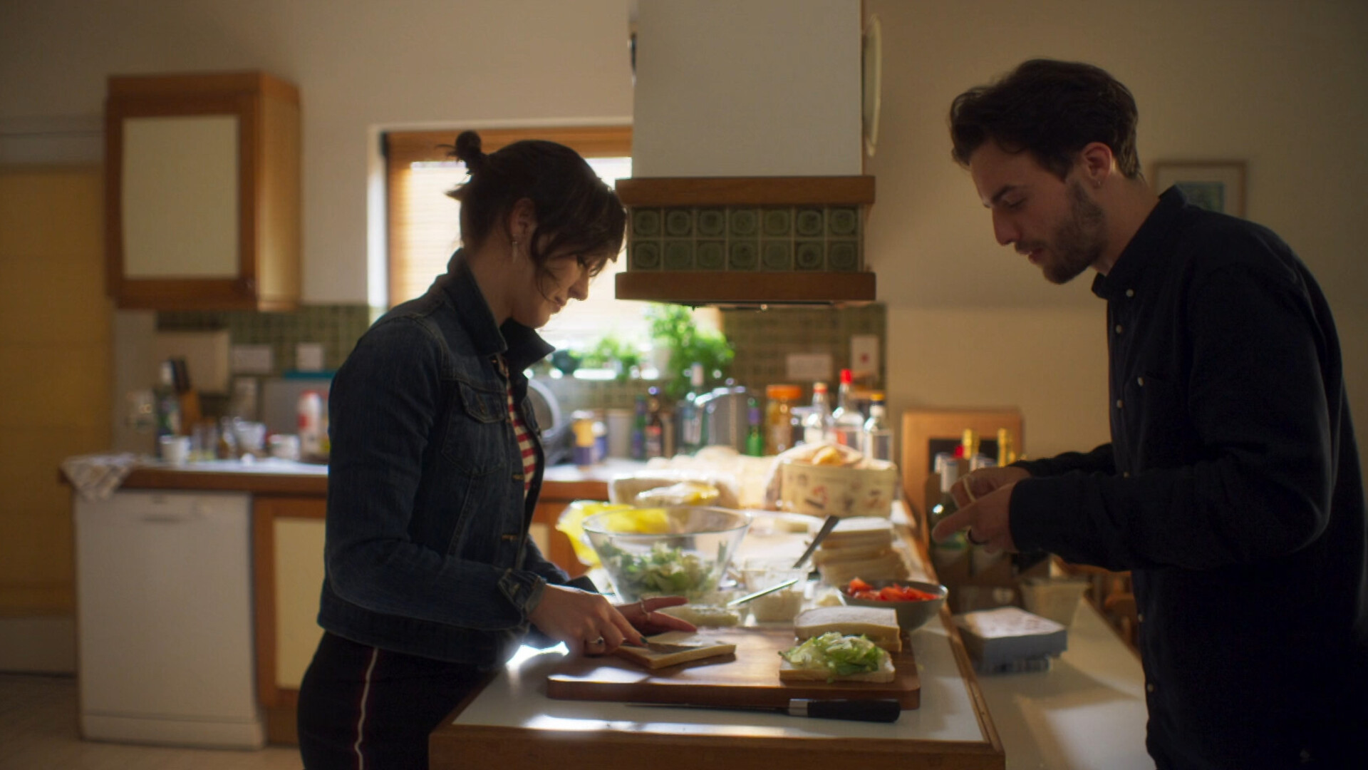 The Dry: Season 1 - Episode 1 (2022) - (S1E1) - Backdrops — The Movie Database (TMDB)