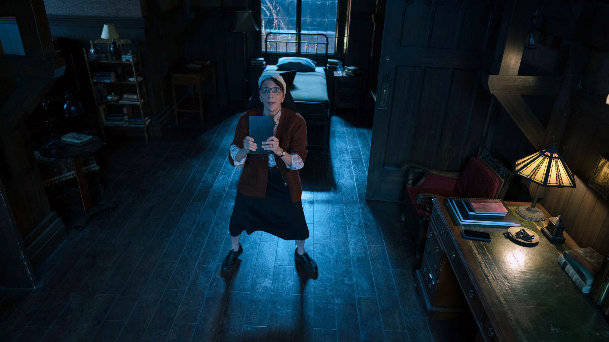 Evil: Season 3 - The Demon of Algorithms (2022) - (S3E6) - Backdrops — The Movie Database (TMDB)