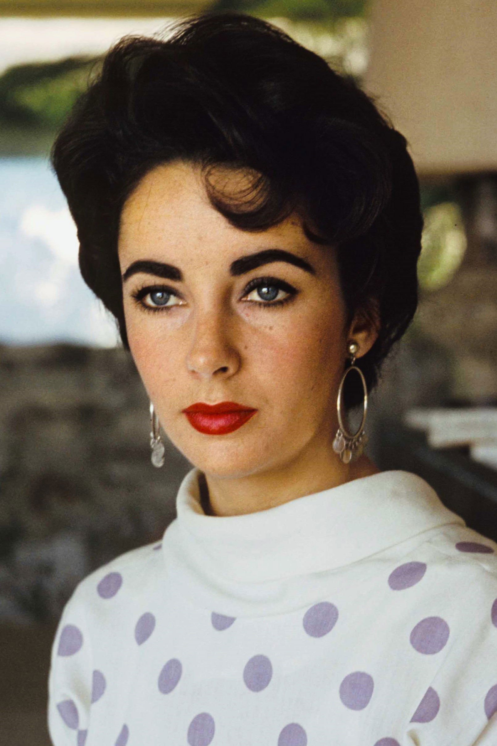 Elizabeth Taylor - Profile Images — The Movie Database (TMDB)