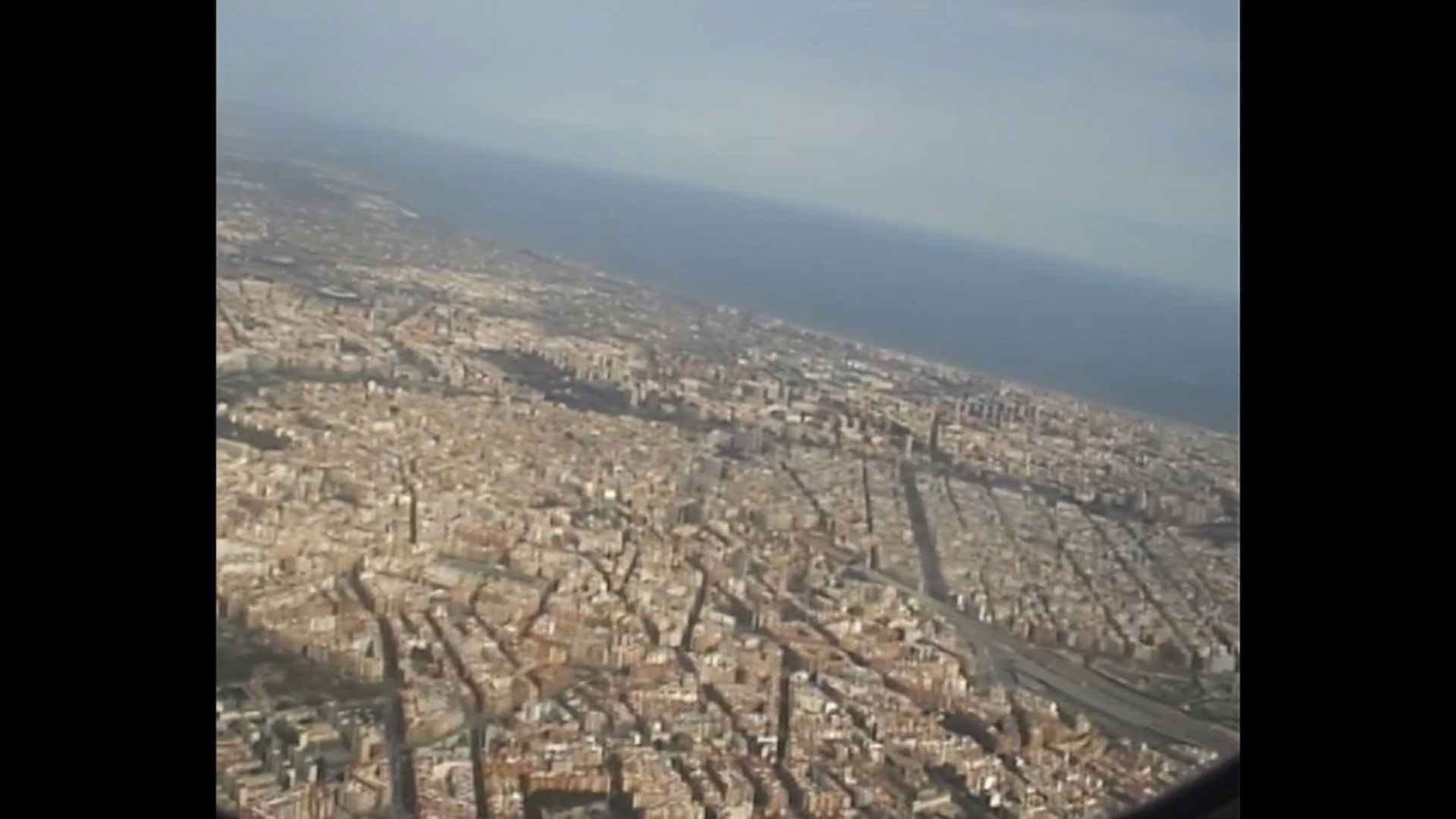 Mirada a un cielo conocido (2024) - Backdrops — The Movie Database (TMDB)