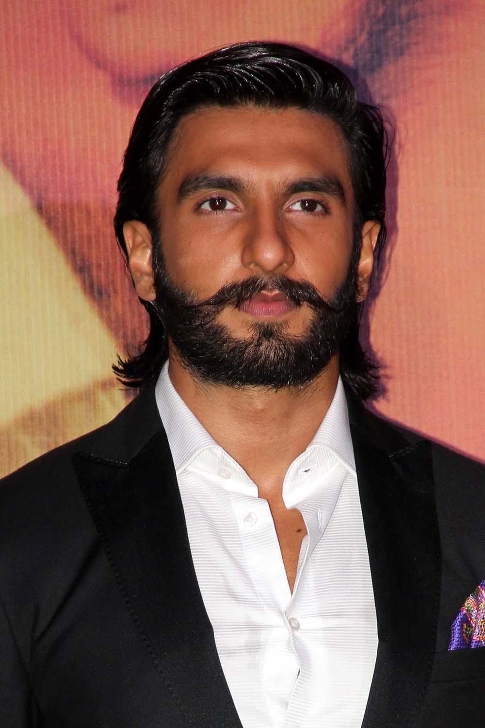 Ranveer Singh - Profile Images — The Movie Database (TMDb) Ranveer Singh - Profile Images — The Movie Database (TMDb)