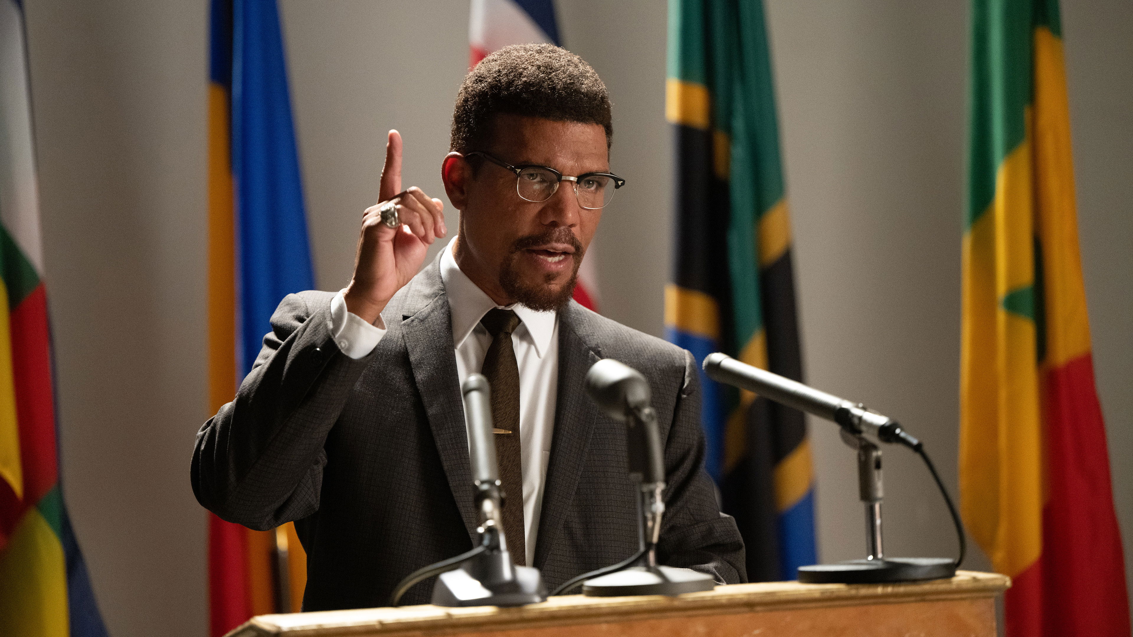 Godfather of Harlem: Season 3 - Captain Fields (2023) - (S3E4 ...