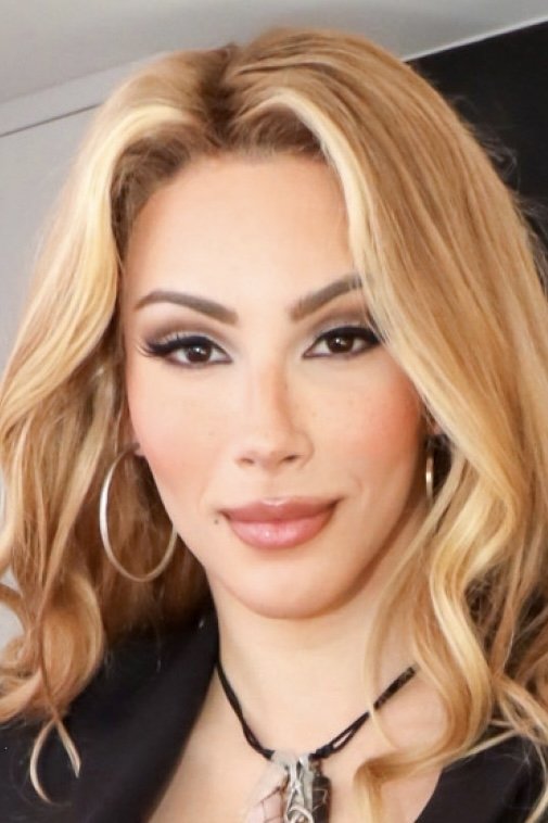 Ariel Demure - Profile Images — The Movie Database (TMDB) Ariel Demure - Profile Images — The Movie Database (TMDB)