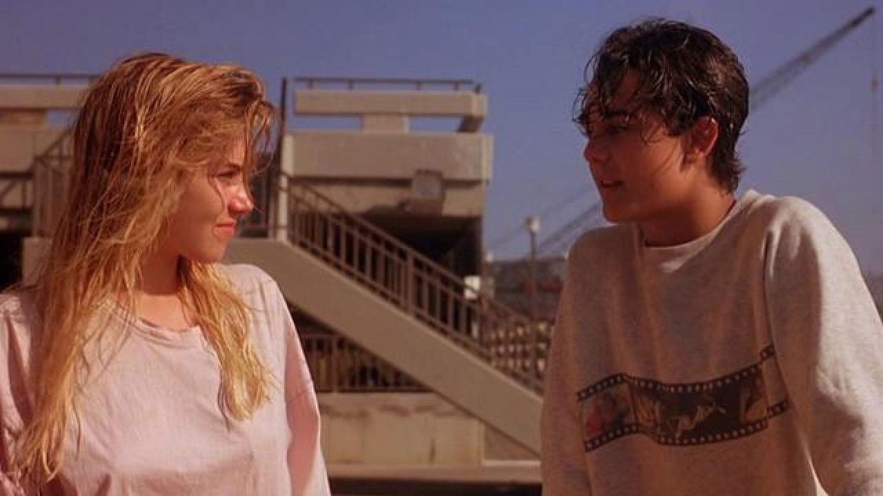 Streets (1990) - Plex