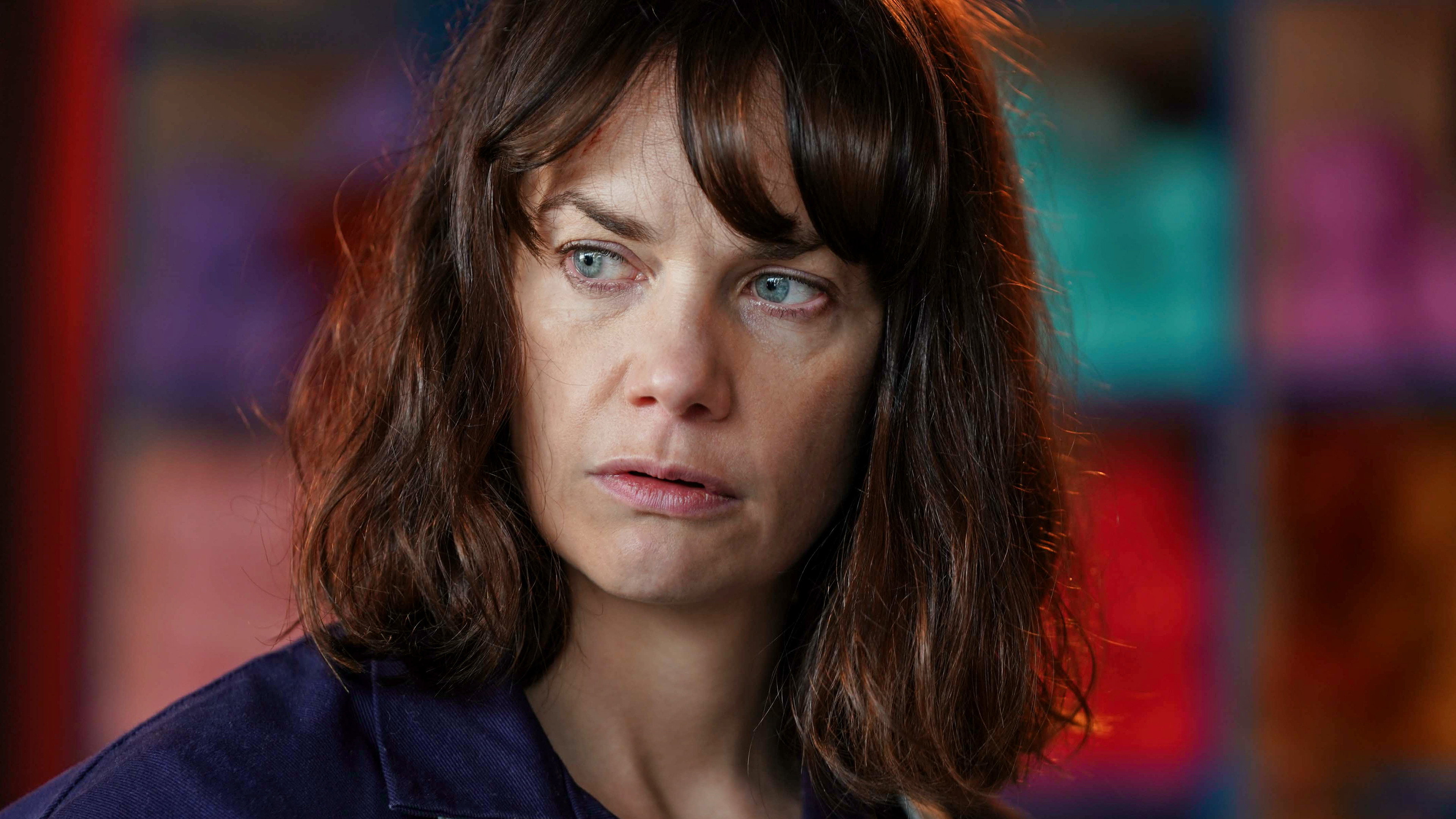 The Woman In The Wall 1x1 The Woman In The Wall 1x1