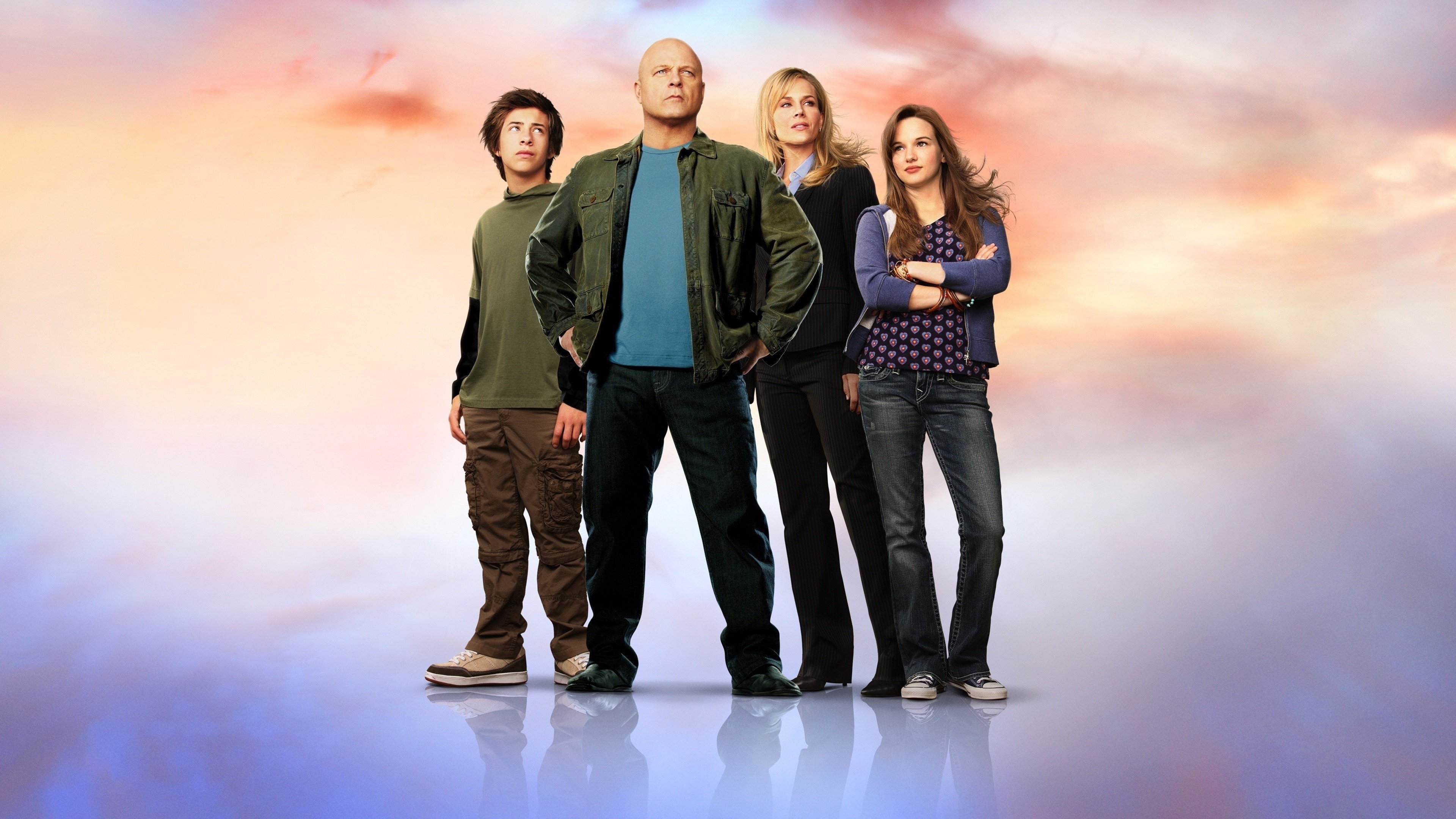 No Ordinary Family (TV Series 2010-2011) - Backdrops — The Movie ... No Ordinary Family (TV Series 2010-2011) - Backdrops — The Movie ...