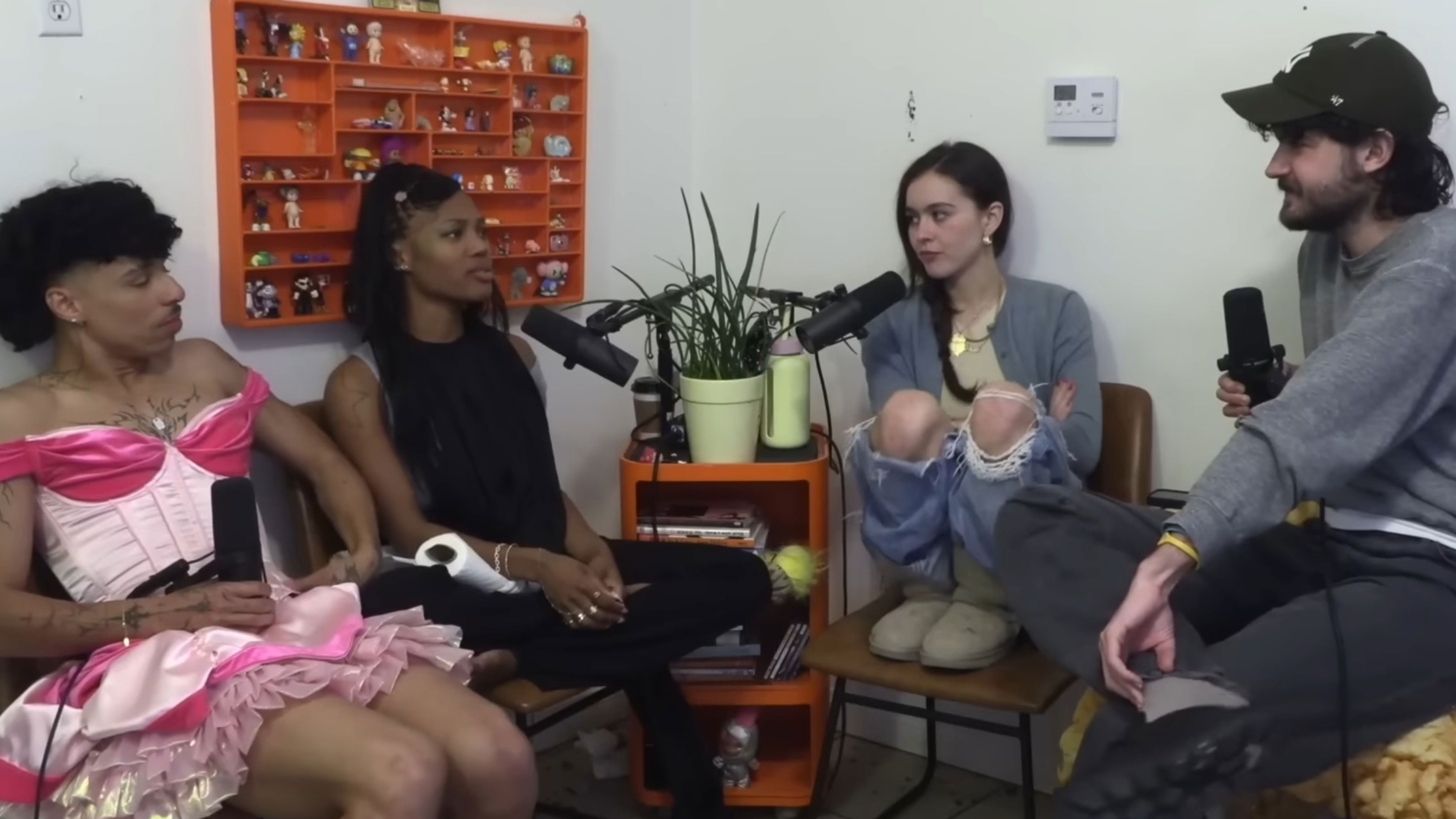 Emergency Intercom - Episode 180 (meet our interns w/ Quen and Larray ...