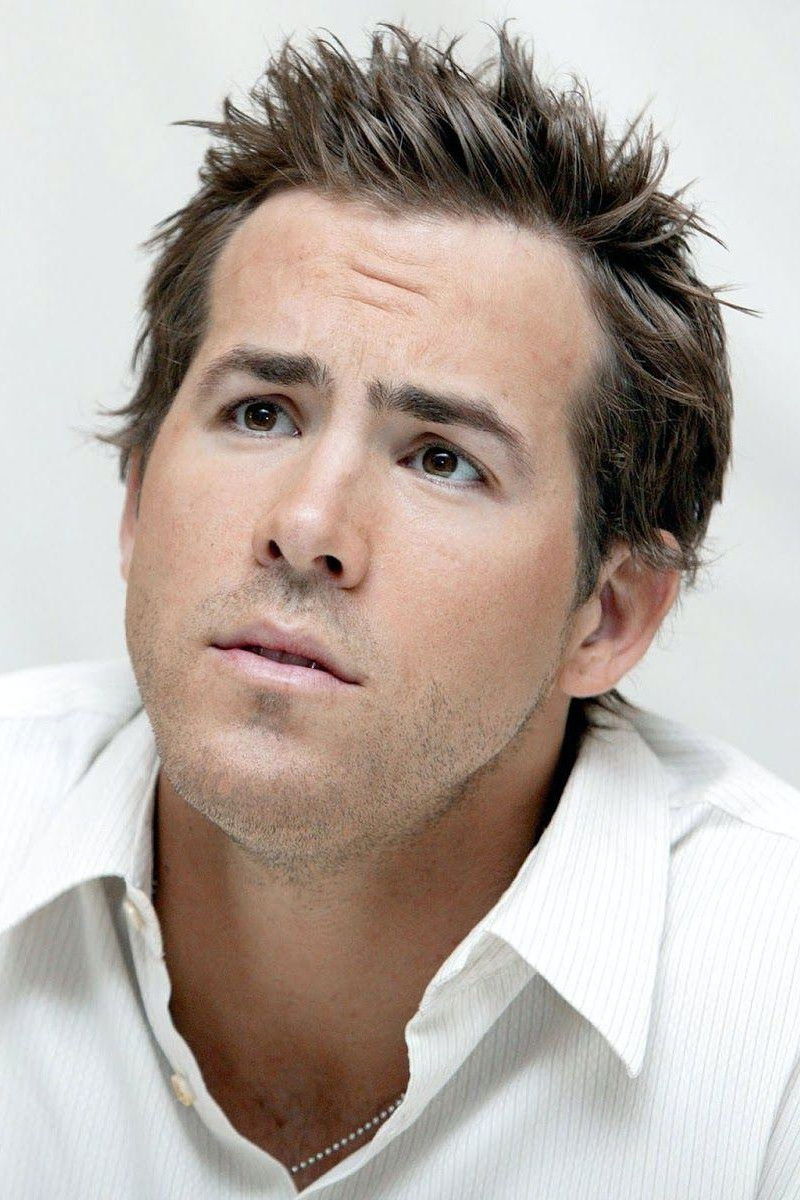 Ryan Reynolds - Profile Images — The Movie Database (TMDb)