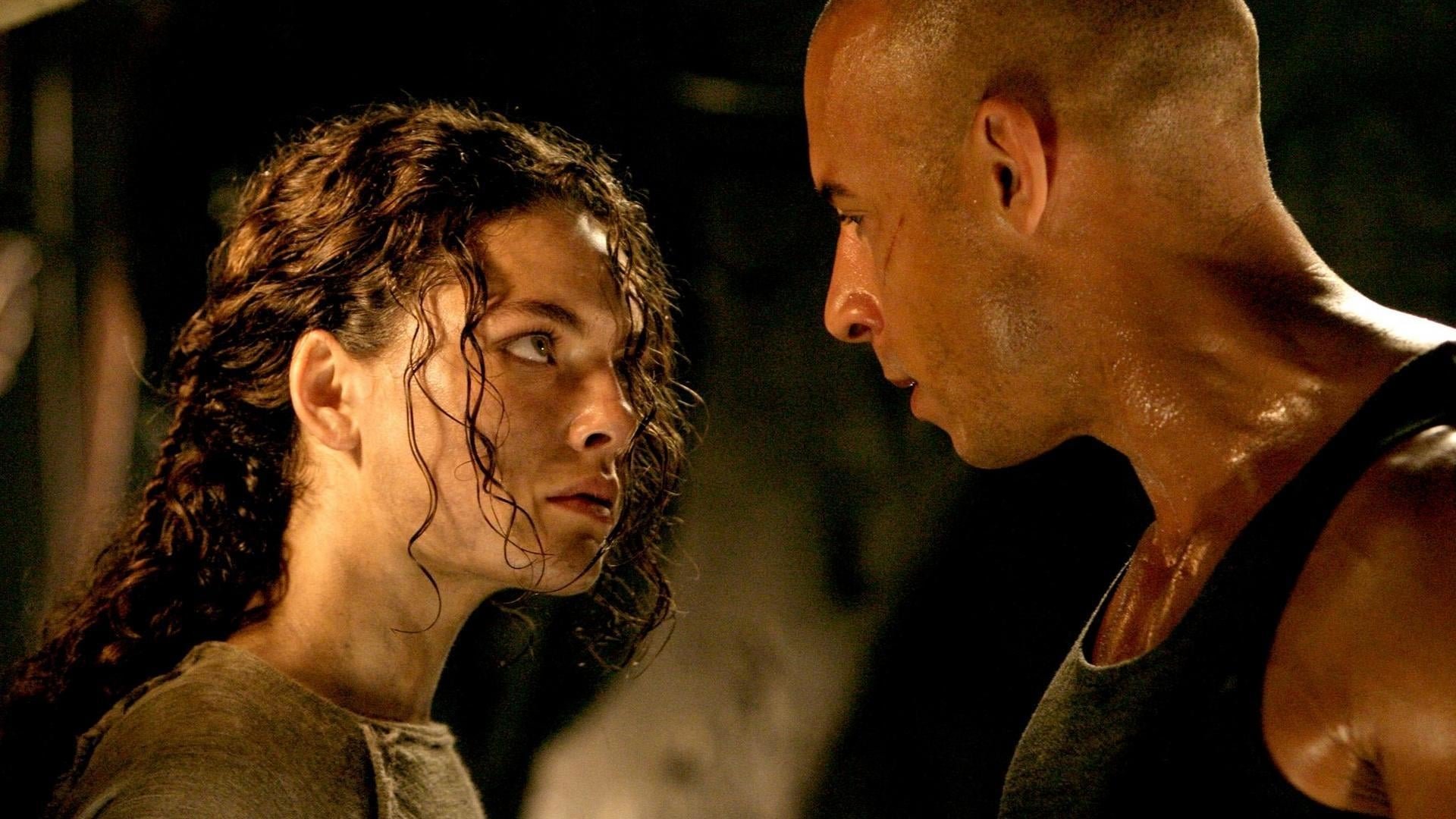 The Chronicles Of Riddick 2004 Backdrops — The Movie Database Tmdb