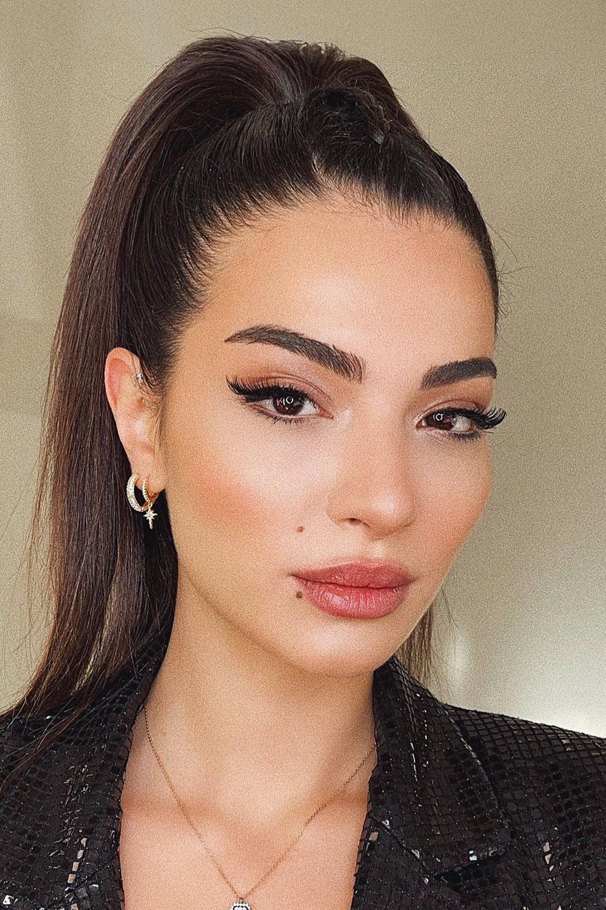 Melisa Aslı Pamuk - Profile Images — The Movie Database (TMDB)