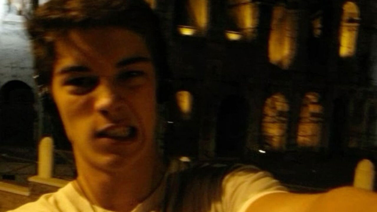 Yo Chico TV Show - AZ Movies