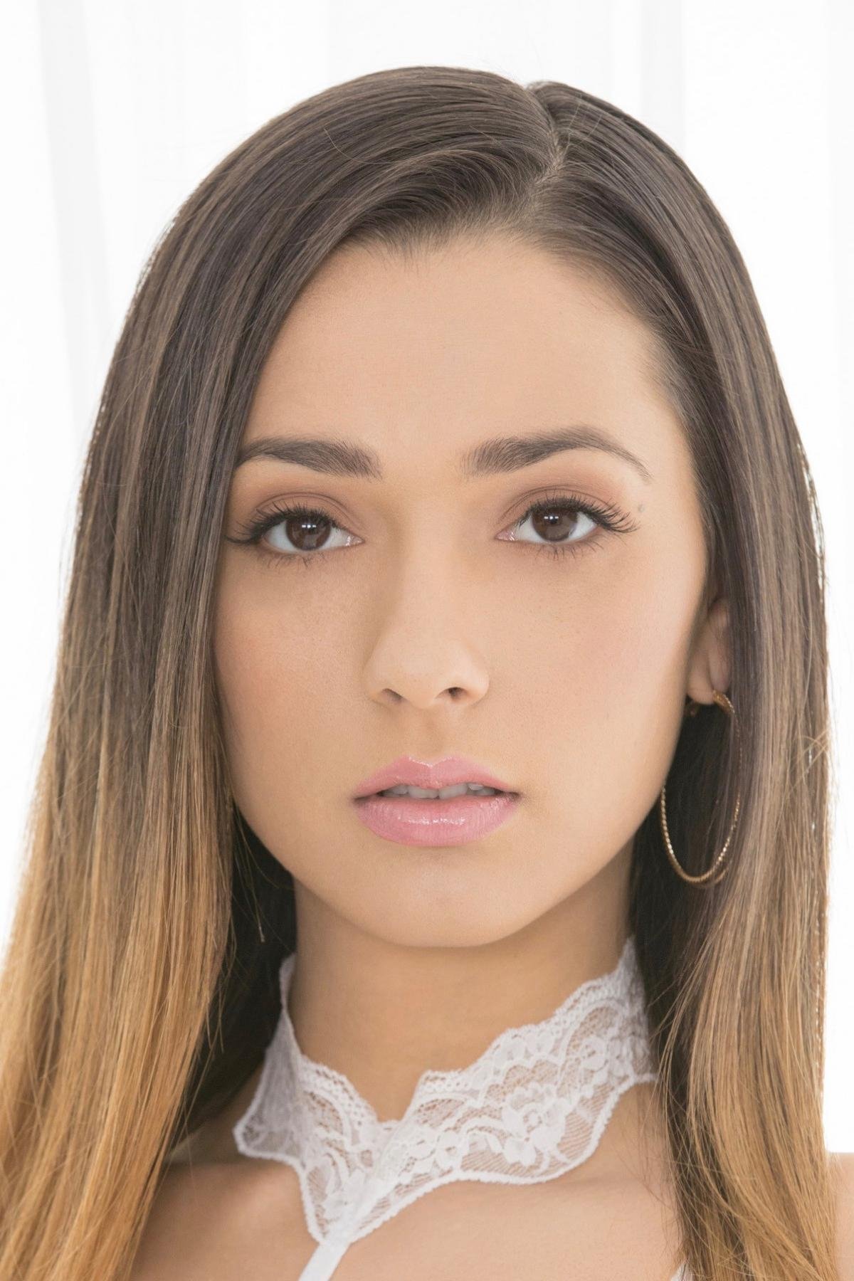 Jaye Summers Profile Images — The Movie Database Tmdb