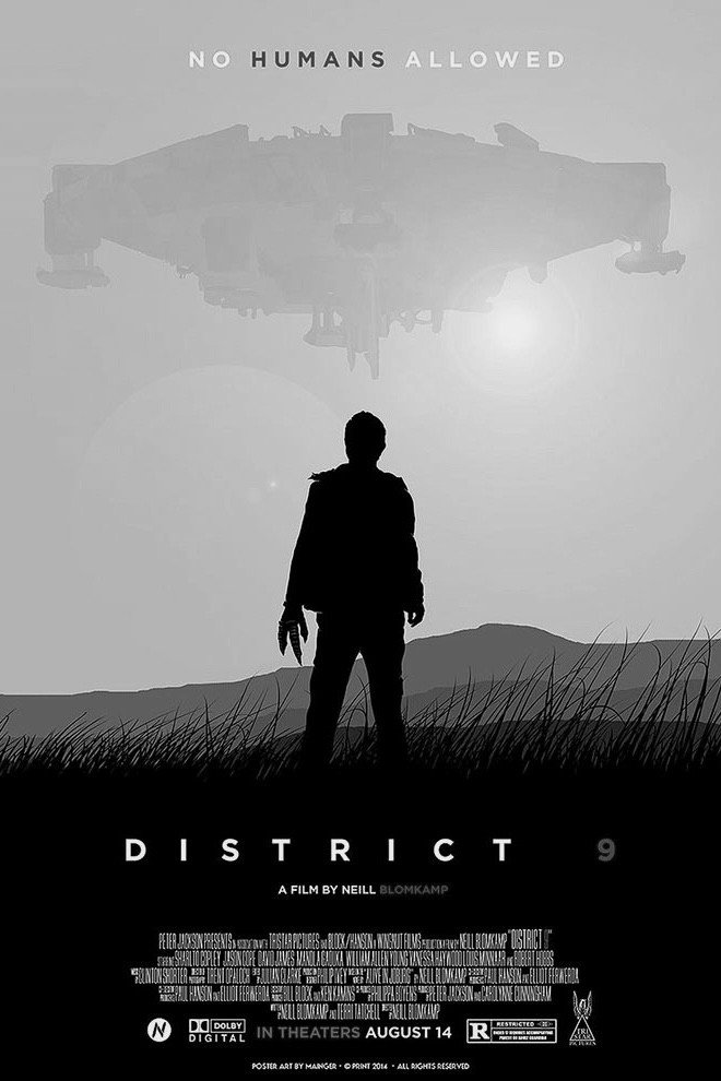 District 9 (2009) - Posters — The Movie Database (TMDB)