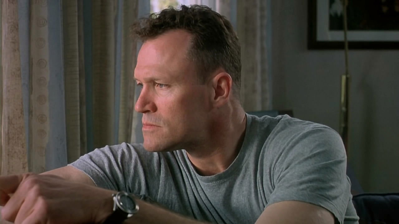 Replicant - Kritik | Film 2001 | Moviebreak.de