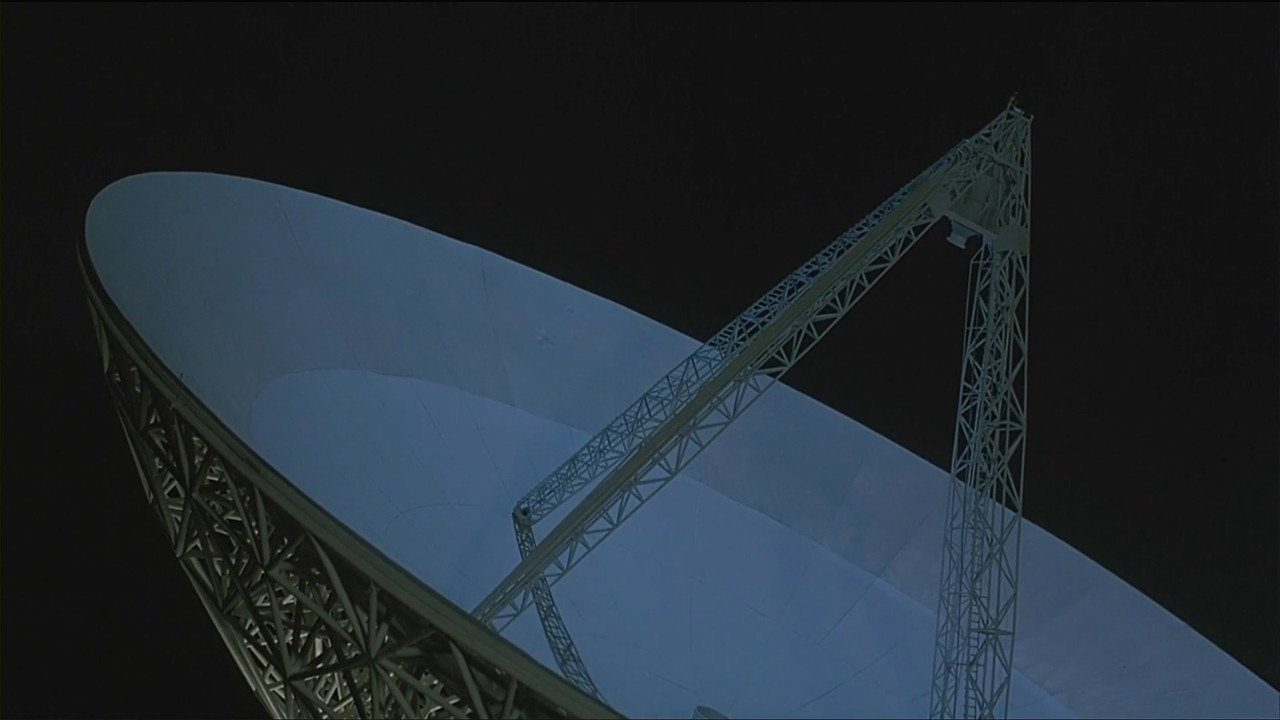 The Arrival -Die Ankunft - Kritik | Film 1996 | Moviebreak.de
