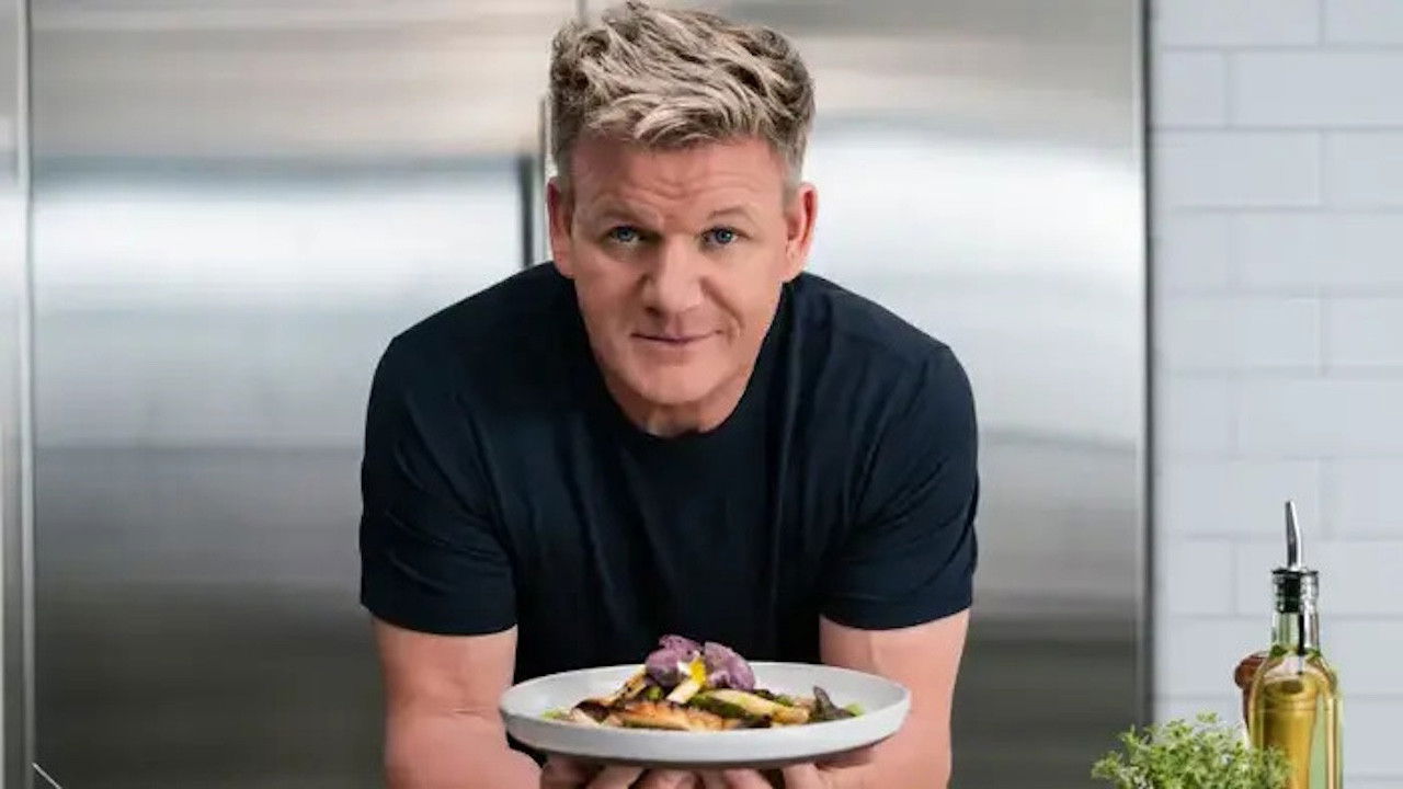MasterClass: Gordon Ramsay Teaches Cooking - série TV 2017 - Gordon ...