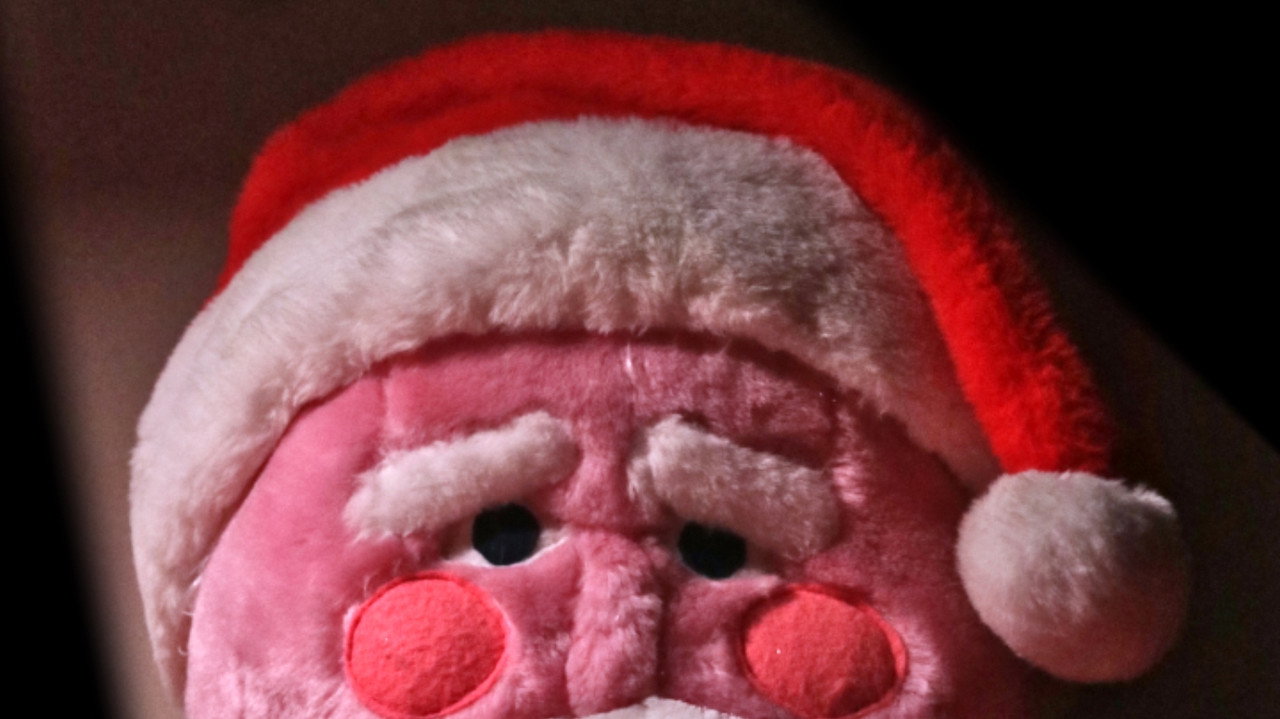 A Santa in February | The Best Free Streaming Service