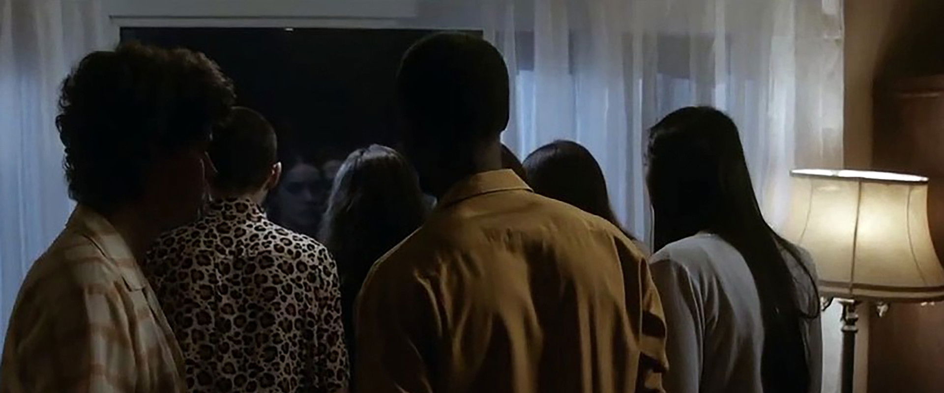 Don't Look Away (Film, 2023) - MovieMeter.nl