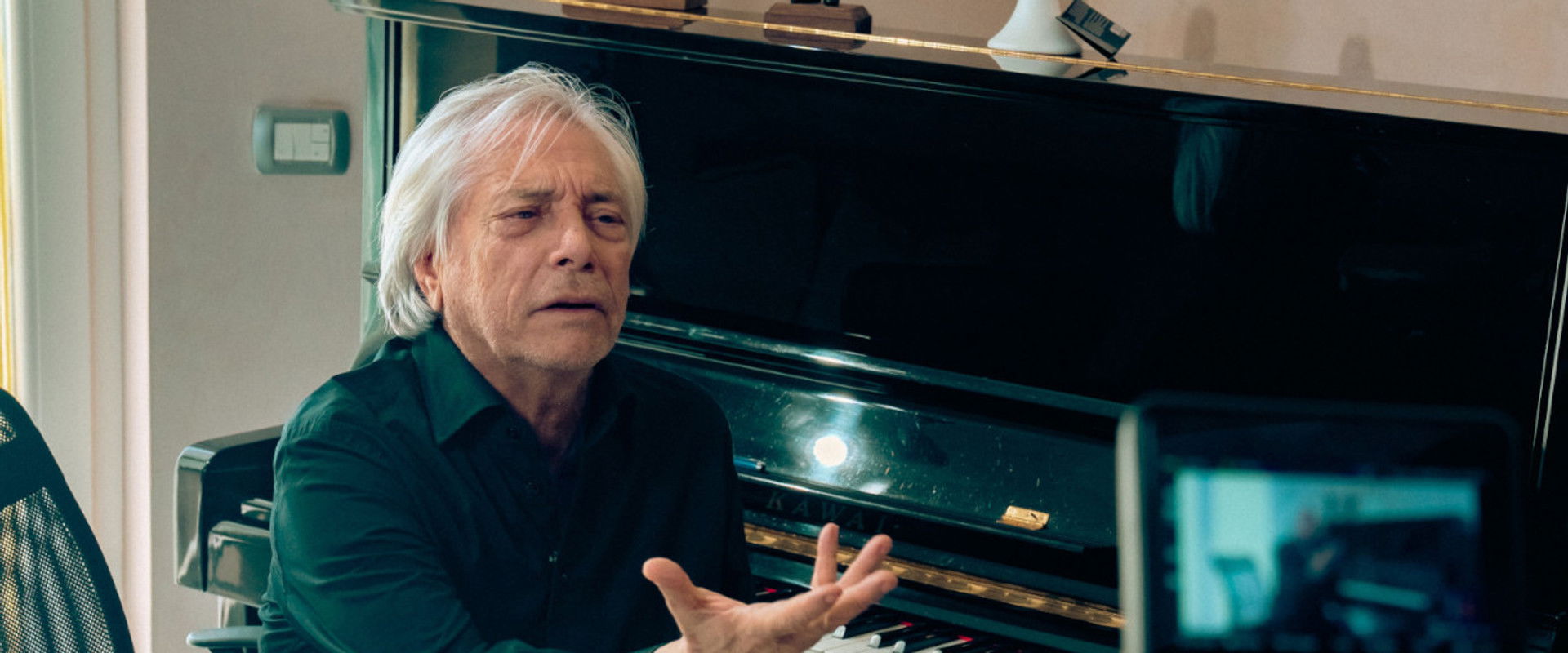 Il Re di Napoli - Storia e leggenda di Mario Merola (2024) - mdblist.com