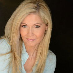 Debra Sandlund ~ Complete Wiki & Biography with Photos | Videos