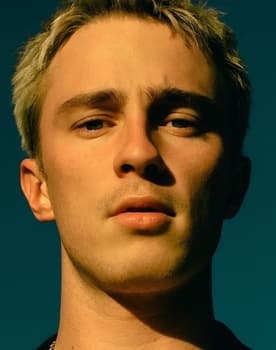 "Queer" film LGBTQIA+: dove vederlo, streaming, trailer, foto, sinossi ...