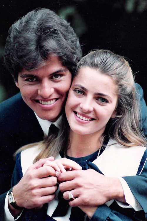 How to watch Cenizas y diamantes: The best streaming options