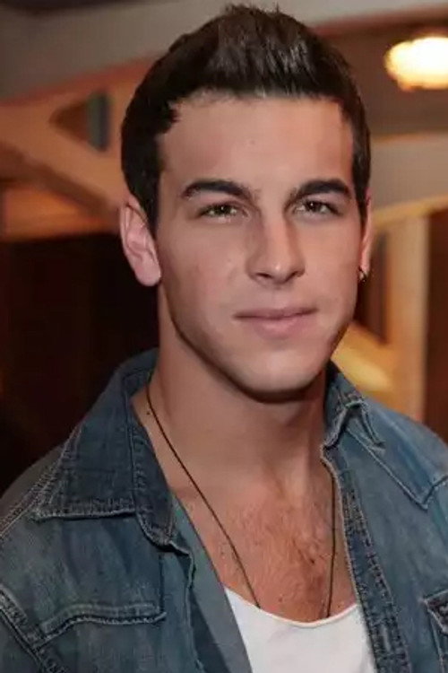 Mario Casas — The Movie Database (TMDb)