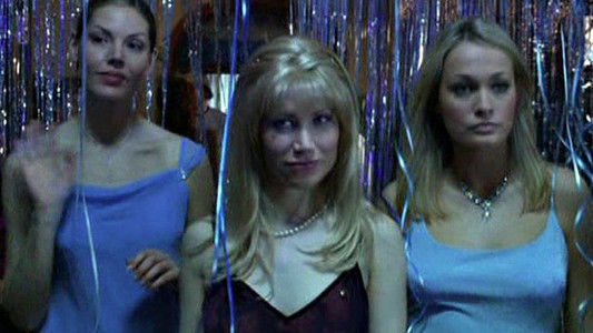 Decoys (2004) — The Movie Database (TMDb)