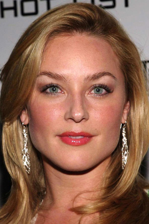 Elisabeth Röhm — The Movie Database (TMDb)
