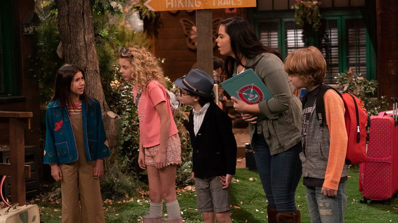 BUNK'D: Learning the Ropes Season 4 Episode 1 | Who da Boss? Lou da ...